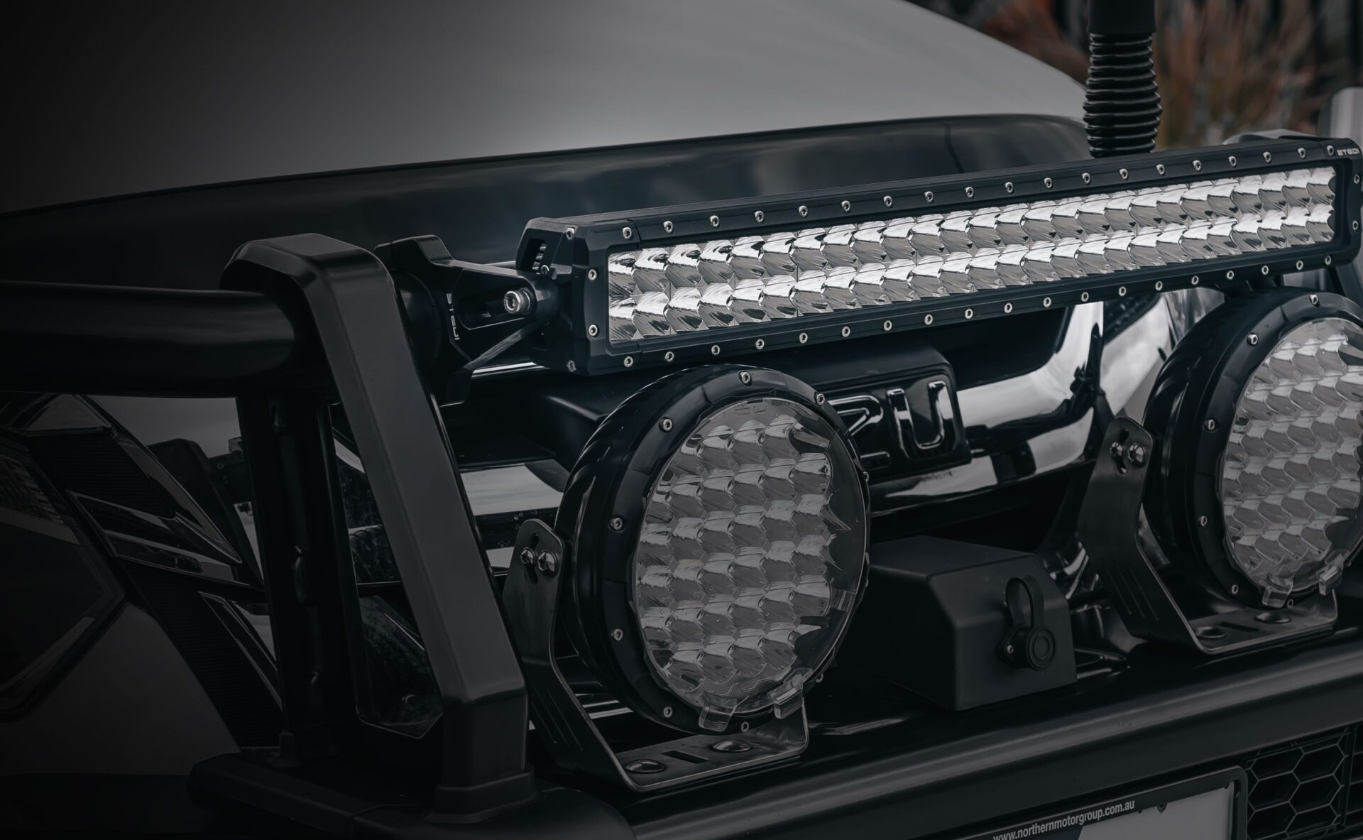 Explore the Top 4 Pros of Light Bars for Cars & Trucks - Cars Reviews 2024